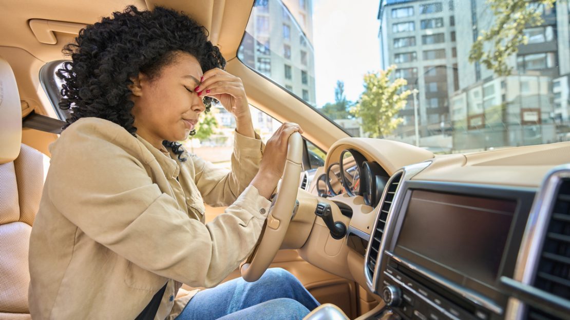 Knee Pain When Driving - Causes & Prevention - We Care Chiropractic